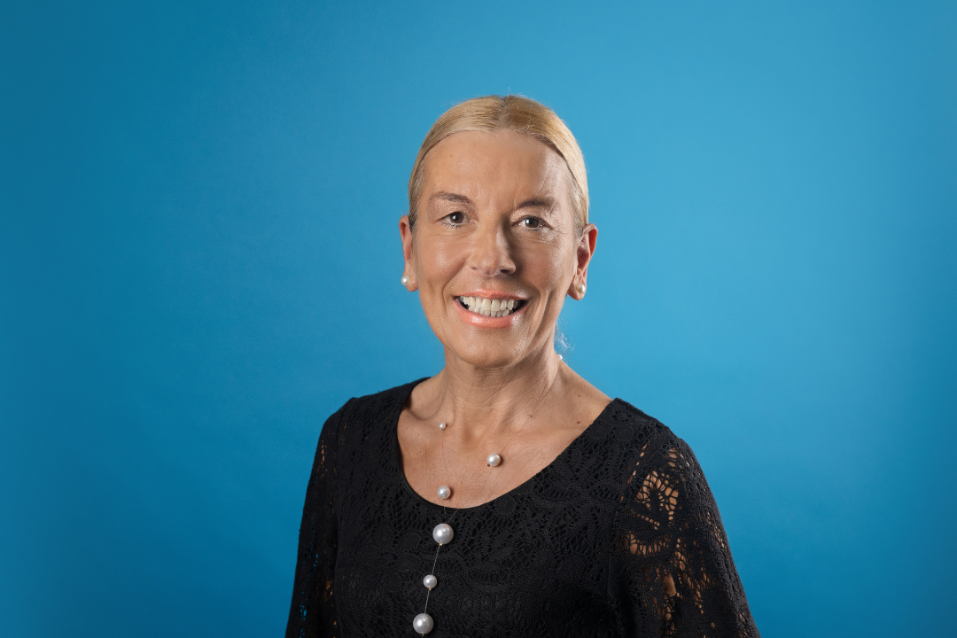Lisa Mackay | Watermans Solicitors